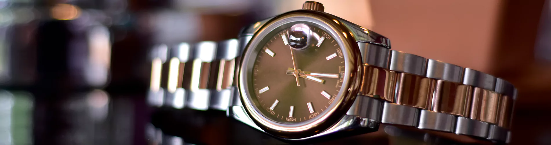 Luxury Watch Buyer in Vancouver - Antique Luxury Watch Buyer